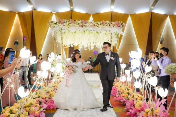 Wedding Package Buffet & Food Stalls Menu for 400 Pax at EPISODE GADING ...