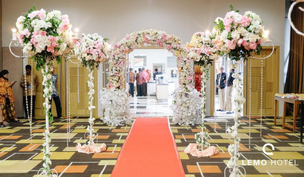 Package Wedding Ballroom for 200 Pax at Lemo Hotel Serpong Tangerang ...