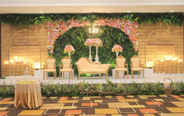 Package Wedding for Ballroom 400 Pax at Lemo Hotel Serpong Tangerang ...