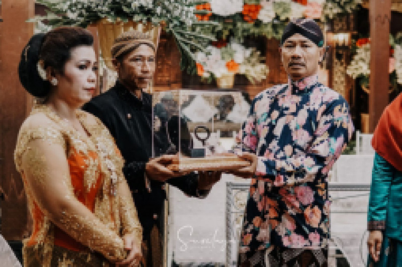 Suralaya Pictures - Wedding Market